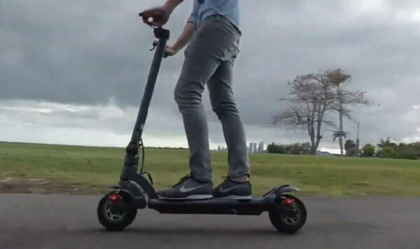 Mercane WideWheel Pro Review - The Best Solid-Tire Scooter I've Tried ...