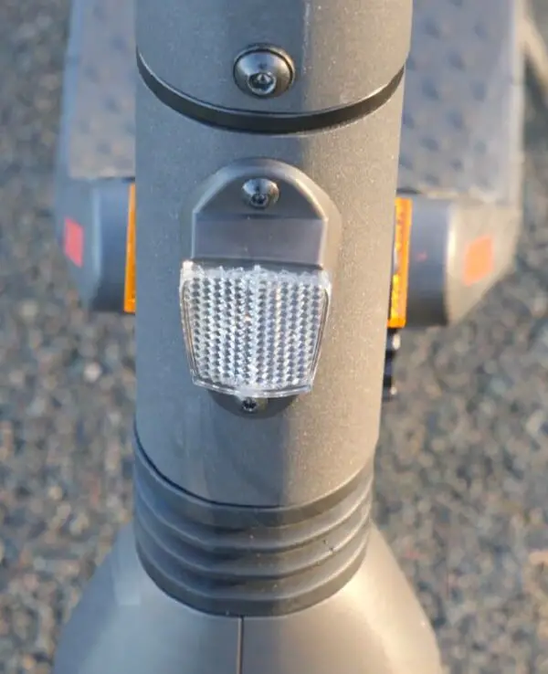 Electric Scooter Lights [Simple Guide] - EScooterNerds